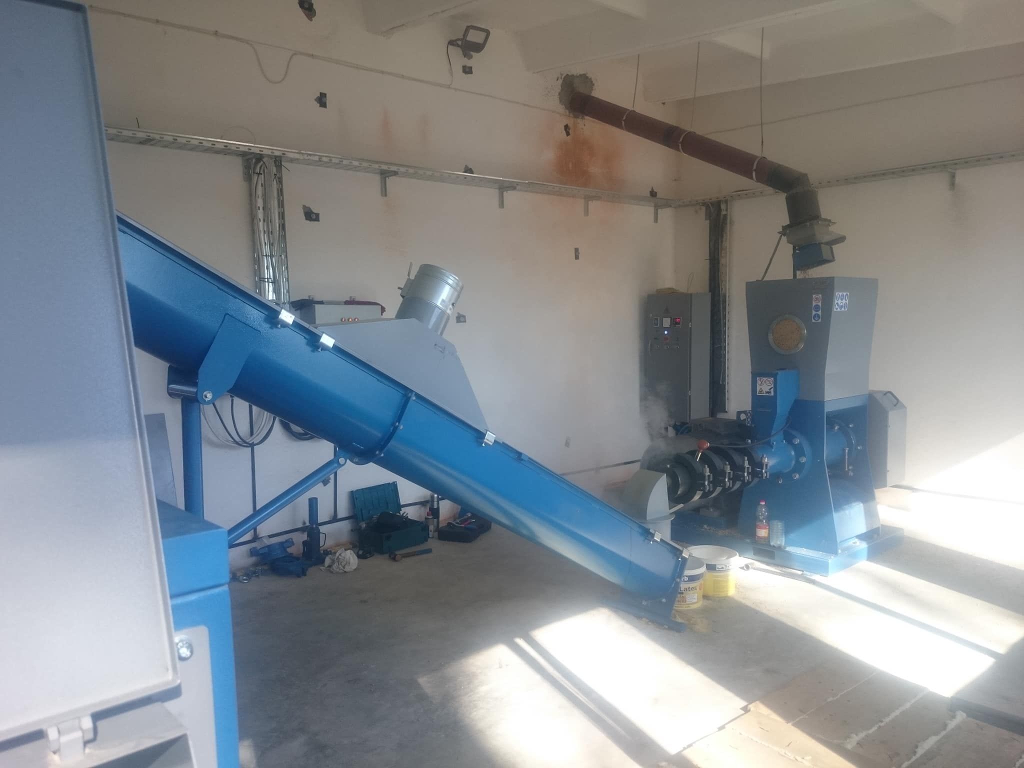 Soybean extruder